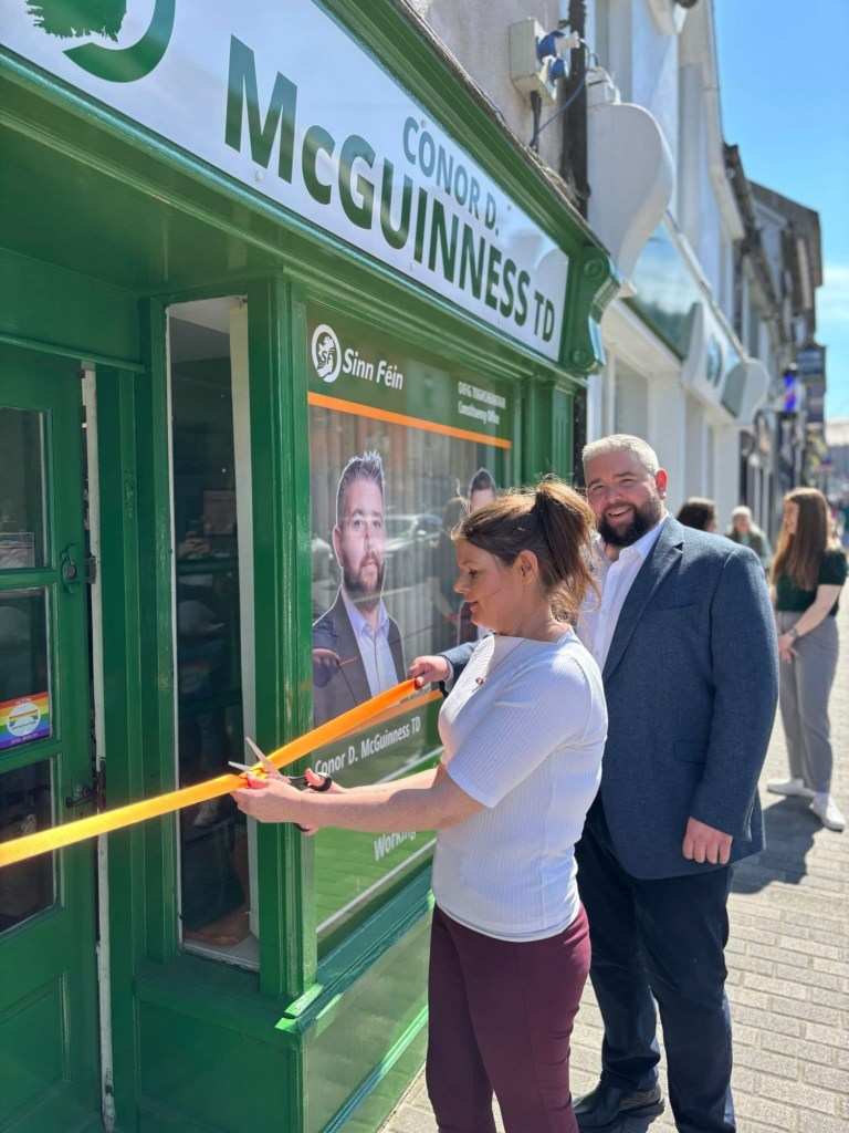 Sinn Féin cuts ribbon on full-time constituency office for Dungarvan – Conor D. McGuinness TD